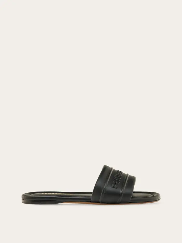 FERRAGAMO Slide - Black