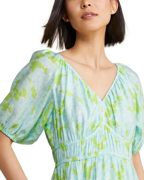 vineyard vines green dress Nala Green Asymmetric Maxi Dress With Split – Club L London main image 0