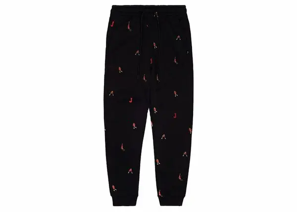Nike Essentials Holiday Fleece Sweatpants