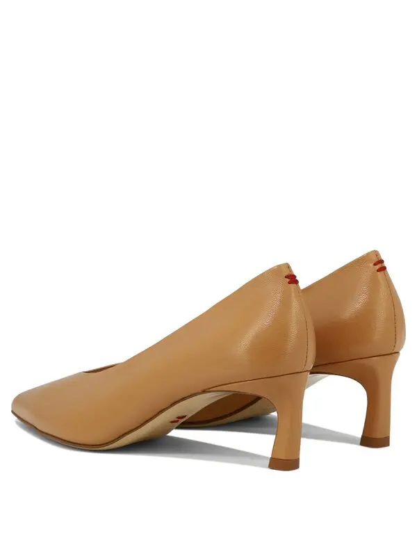 HALMANERA Vale 10' Pumps