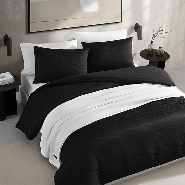 Vera Wang Illusion Textured 3 Piece Comforter Set - Black