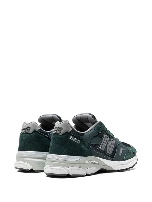 NEW BALANCE 920 Sneakers - Green
