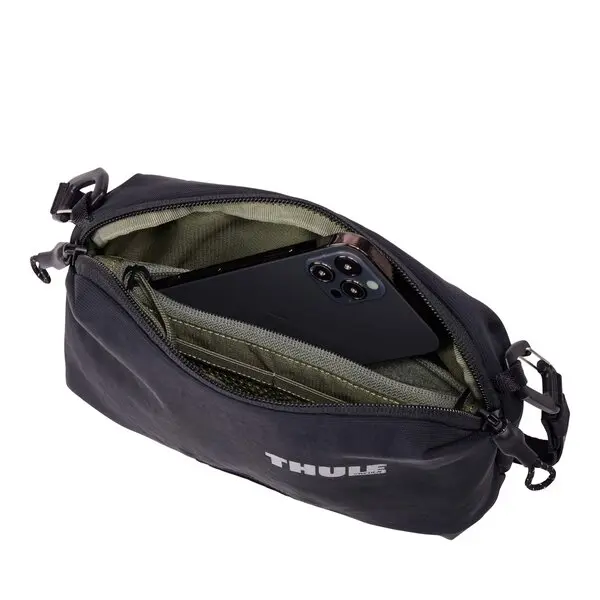 Thule Paramount 2l Crossbody - Black