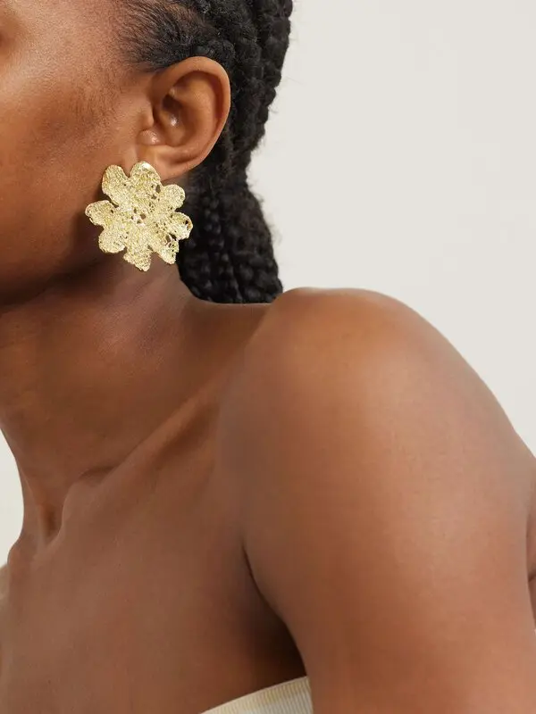 YSSO Anemone -plated Earrings