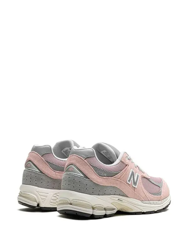 NEW BALANCE 2002r Sneakers - Pink