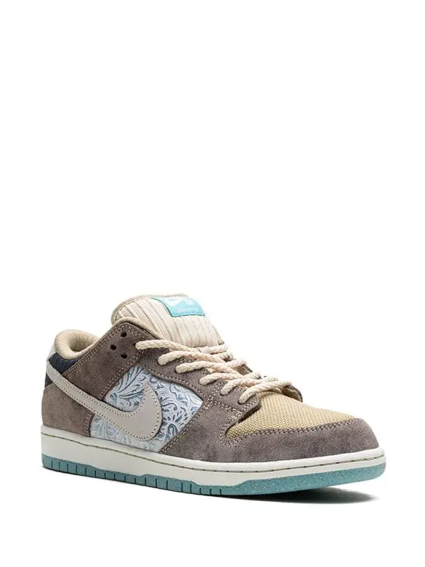 Nike Sb Dunk Low Big Money Savings Sneakers - Brown