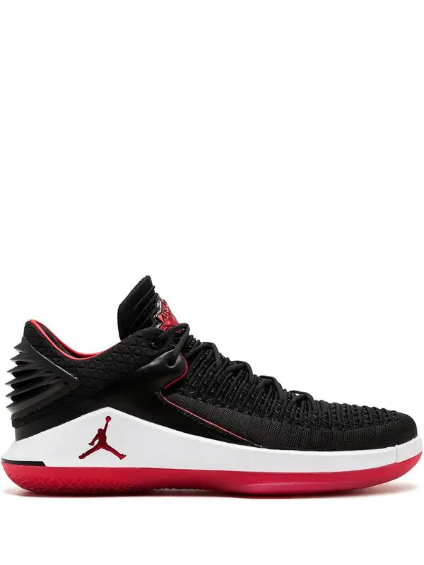 JORDAN Air 32 Low-top Sneakers - Black