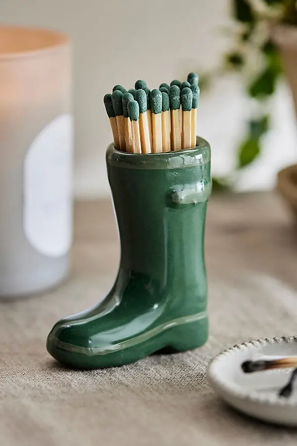 TERRAIN Wellington Boot Match Holder And Striker