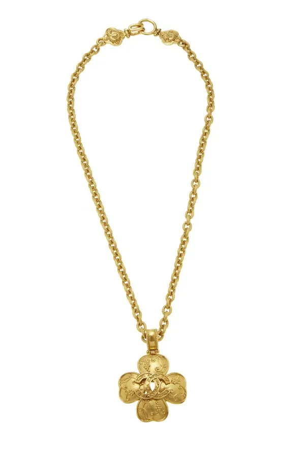 Chanel Cc Clover Necklace - Gold