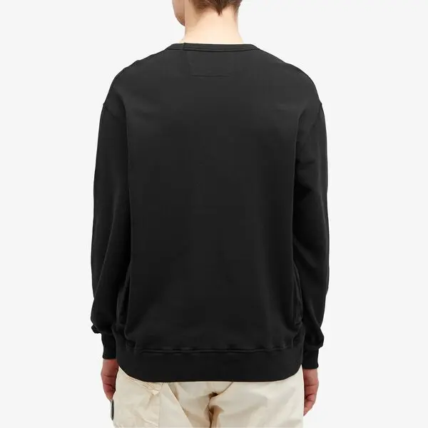 C.P. COMPANY Pocket Crew Sweat