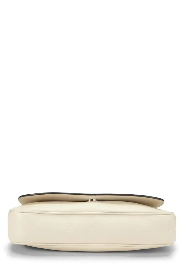 Gucci Grained Leather Soho Chain Flap Crossbody