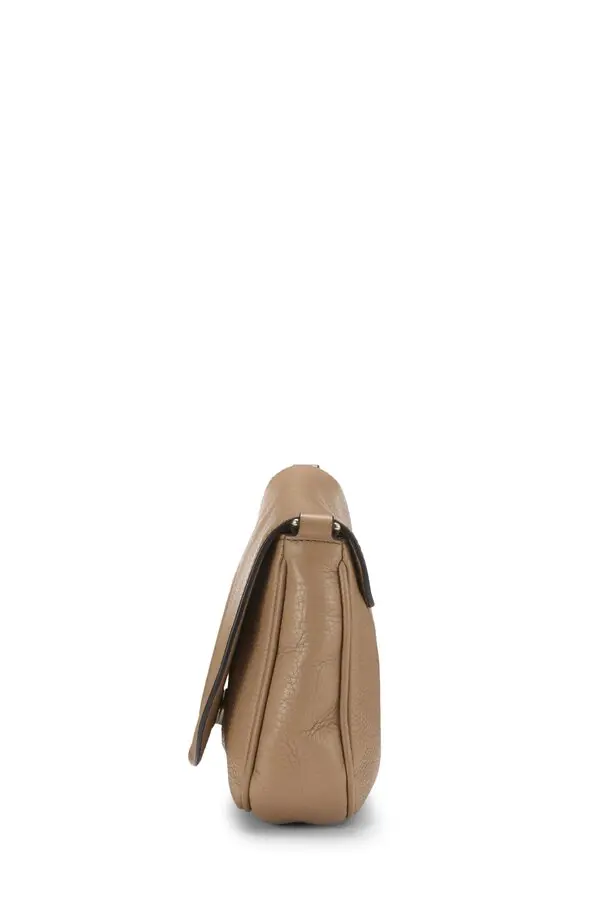 Gucci Grained Leather Soho Chain Flap Crossbody