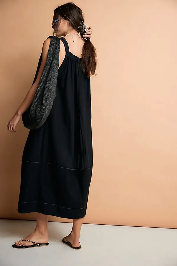 Free People Machu Barrel Midi Dress - Black | Editorialist
