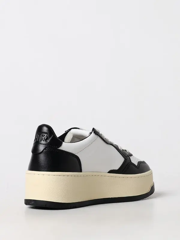 AUTRY Low Top Sneakers - Black
