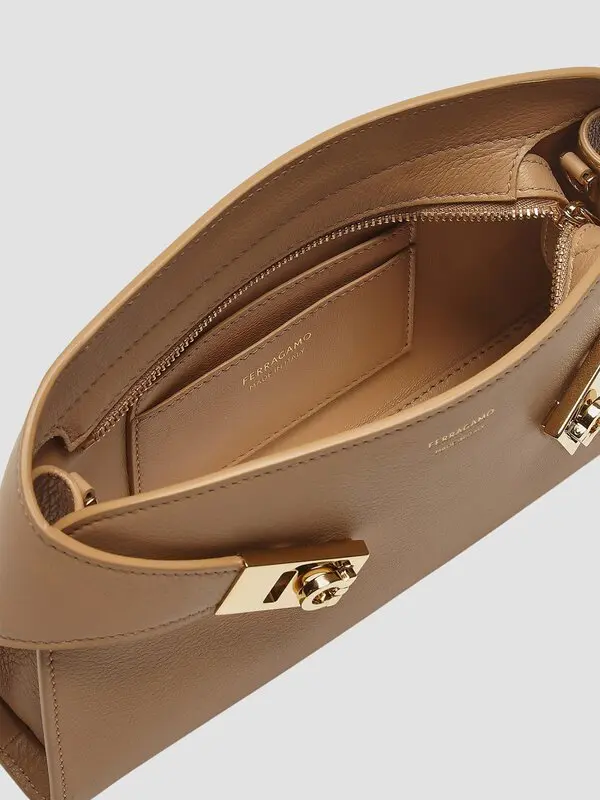 FERRAGAMO Hug Leather Shoulder Bag - Light Camel