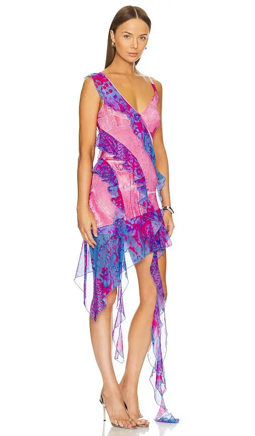 hot pink versace dress Versace S/S 2005 hot pink runway gown landing at Raffe very soon 