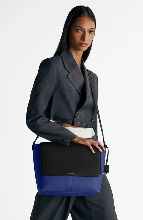 MAISON DE SABRE Leather Flaire Messenger Bag
