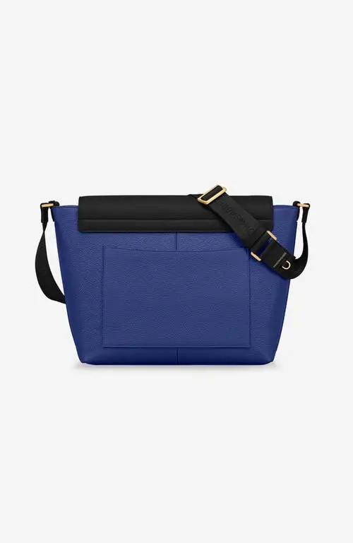 MAISON DE SABRE Leather Flaire Messenger Bag