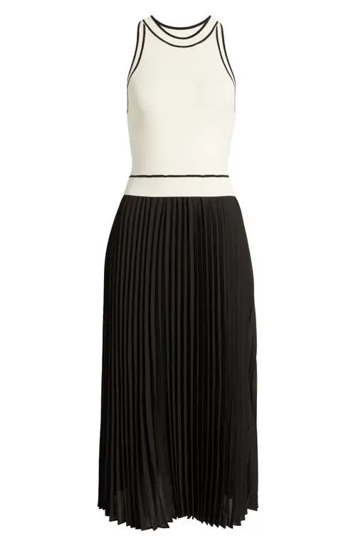 open lace back dress Sweetheart Pleated Tennis Dress main image 0