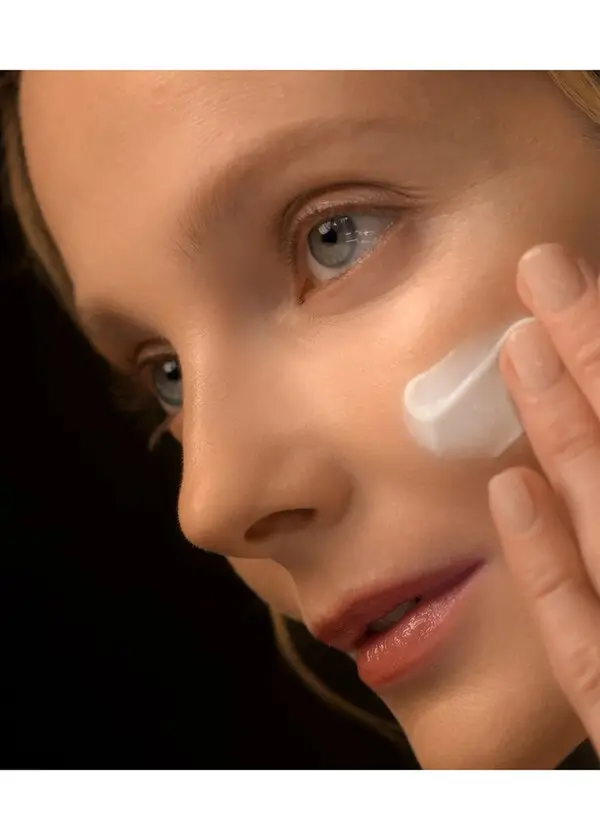 Estée Lauder Re-nutriv Ultimate Diamond Transformative Soft Crème - Brilliance