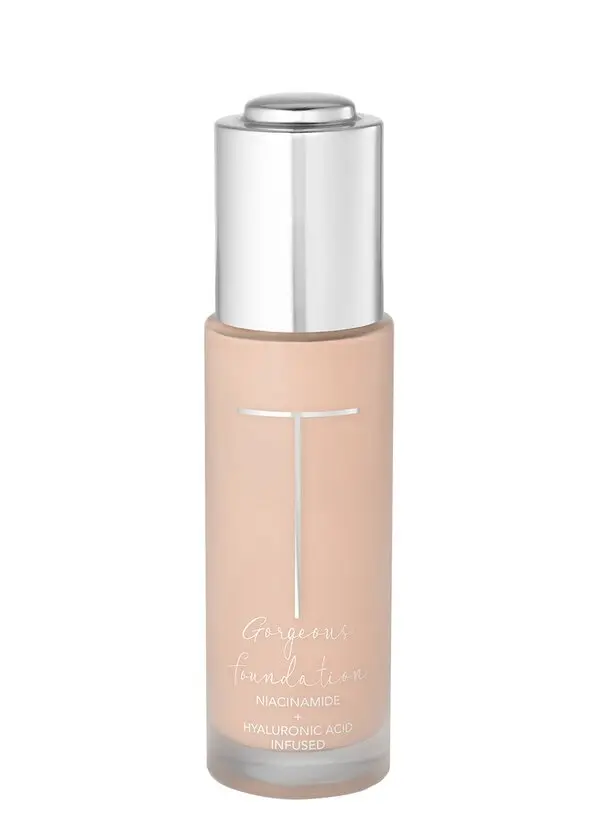 Trish Mcevoy Gorgeous Foundation - 2