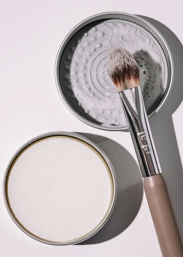 ET AL. Limited Brush Set
