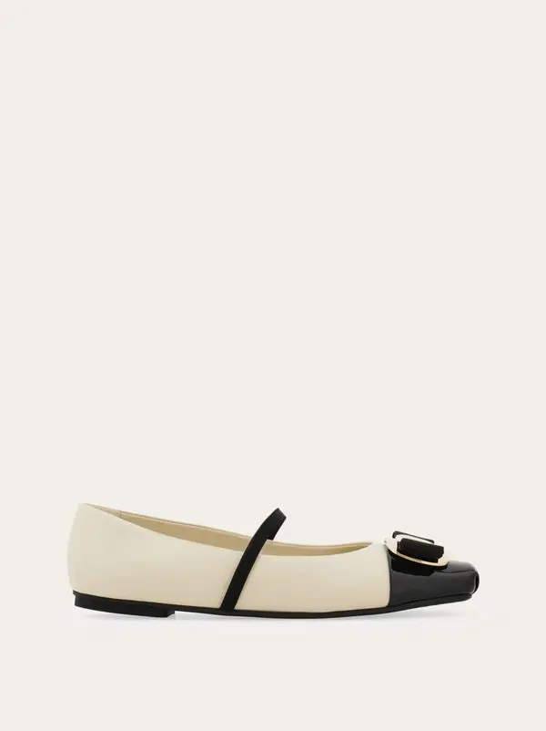 FERRAGAMO Vara Bicolor Ballet Flat - White