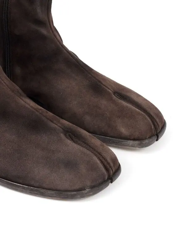 MAISON MARGIELA Tabi Flat Suede Boots