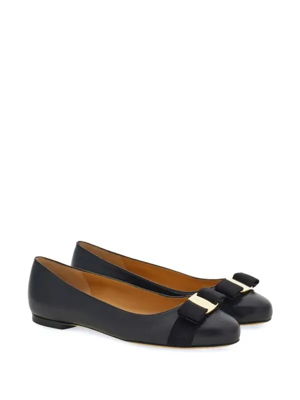 FERRAGAMO Varina Ballet Flats With Gros Grain Ribbon And Buckle Detail - Black
