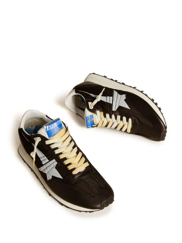 GOLDEN GOOSE Star Leather Sneakers - Black