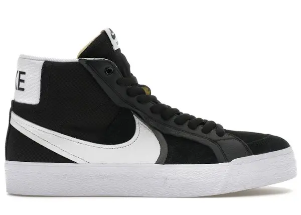 Nike Sb Zoom Blazer Mid Premium Plusin Sneakers - Black/white