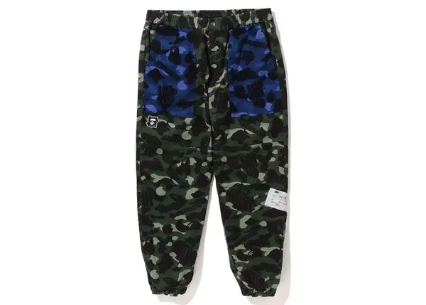 A BATHING APE X Undefeated Camo Flannel Pants - Green