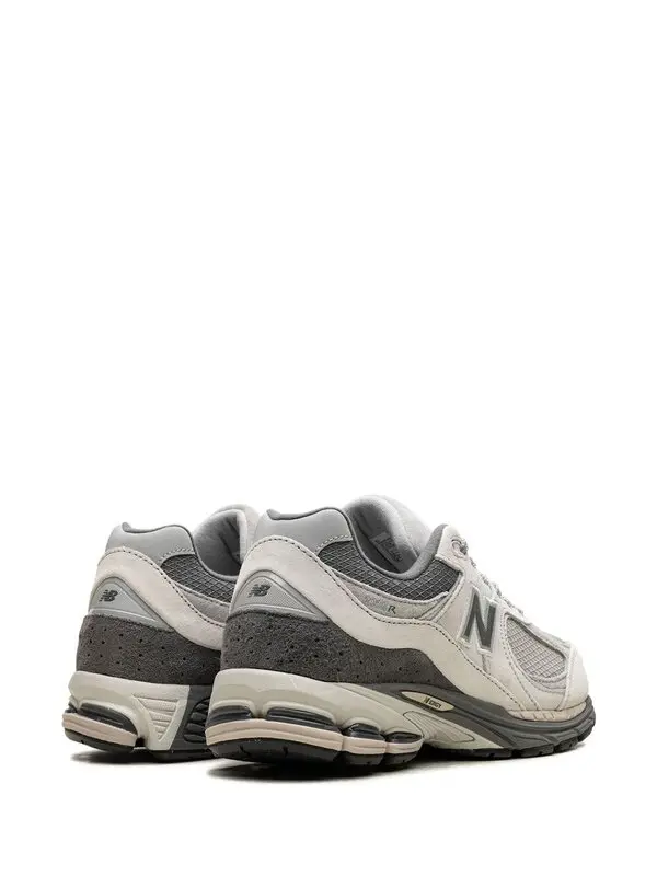 NEW BALANCE 2002r Sneakers - Grey