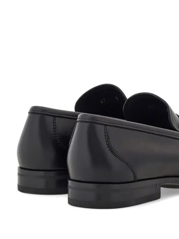 FERRAGAMO Gancini Leather Loafers - Black