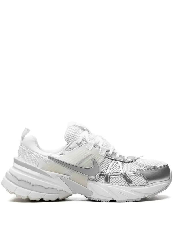 Nike V2k Run Low-top Sneakers - White