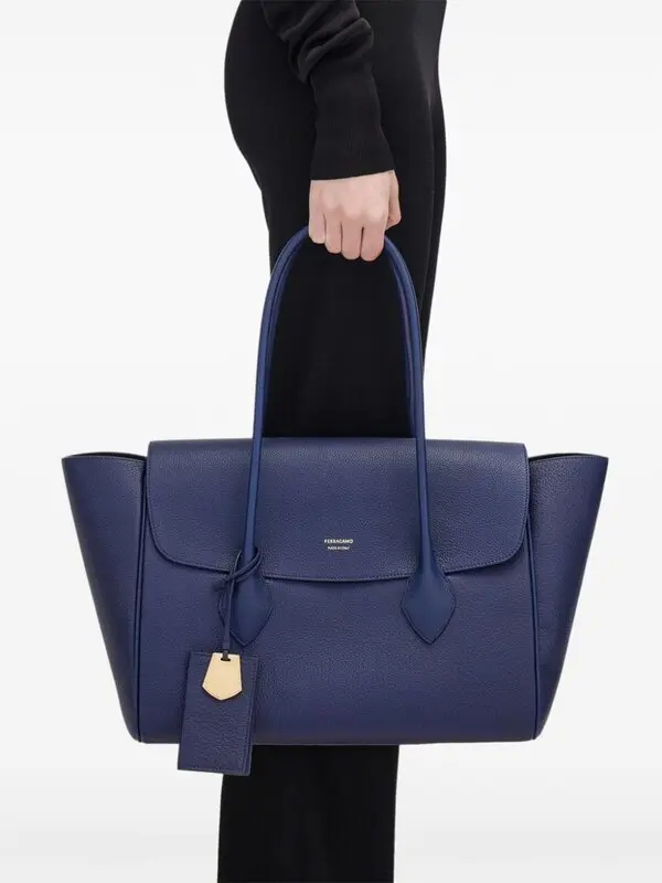 FERRAGAMO Large East-west Leather Tote Bag
