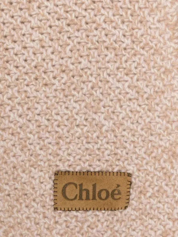 Chloé Logo-patch Chunky-knit Scarf