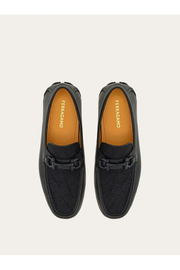 FERRAGAMO Driver With Gancini Ornament - Black