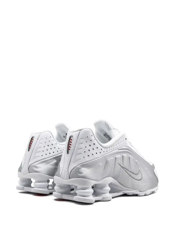 Nike Shox R4 Sneakers - White