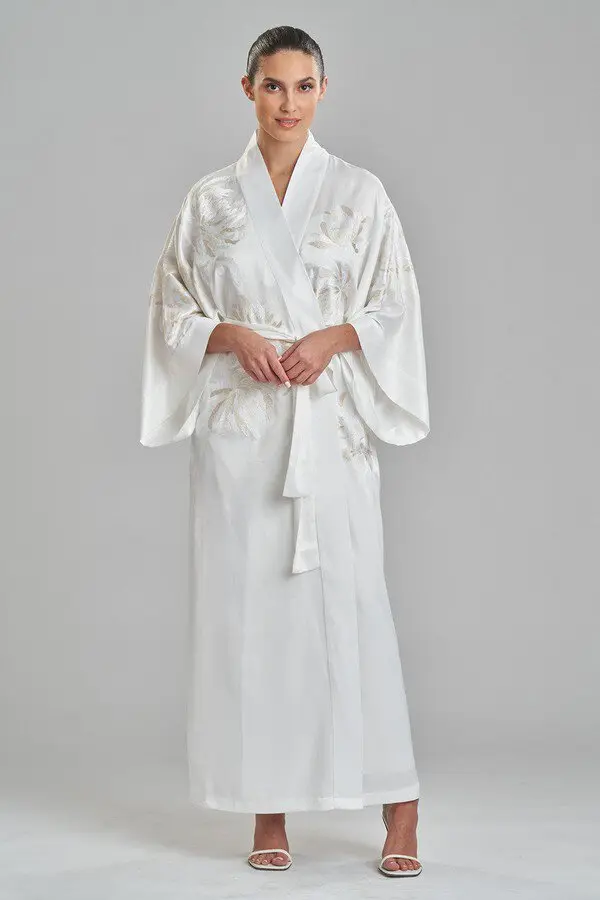 Natori Bridal Embroidery Robe - White