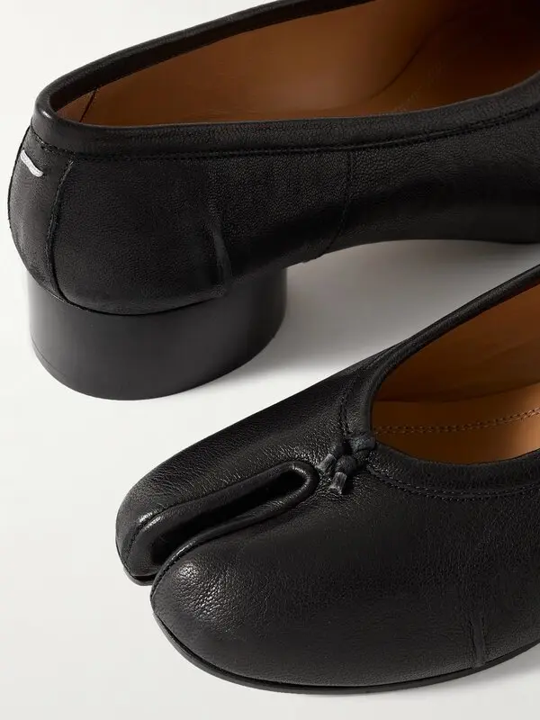 MAISON MARGIELA Tabi Leather Ballerina Pumps - Black
