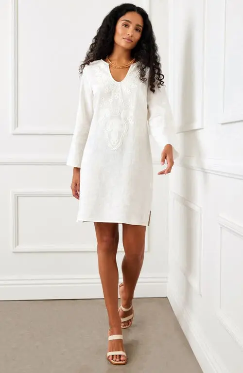 a line plus size wedding dresses Dressystars Women Wedding Dress Sparkly A-Line Tulle White Sequins Long Plus  Size Bridal Dress with Appliques