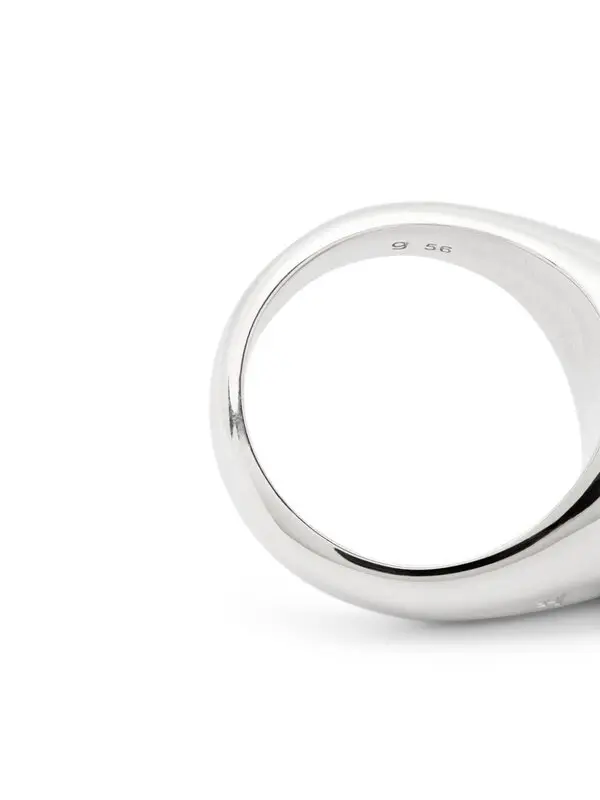 Tom Wood Ivy Signet Ring