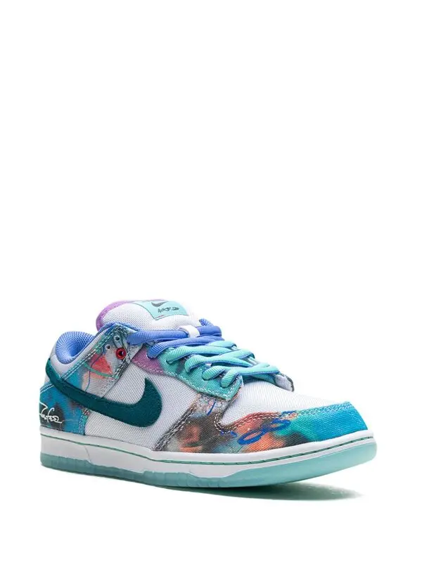 Nike X Futura Laboratories Sb Dunk Low Sneakers - Blue