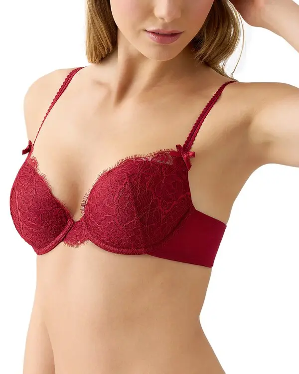 Wacoal B. Tempt'd It's On Lace Contour Bra - Biking Red