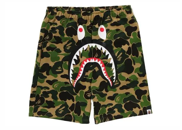 A BATHING APE Abc Camo Shark Sweat Shorts - Green