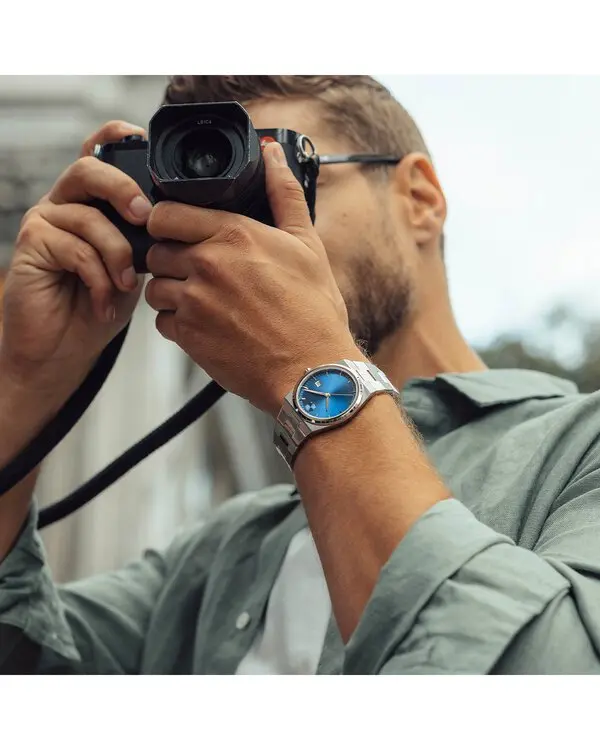 Movado Bold Quest Watch, 40mm - Blue/silver
