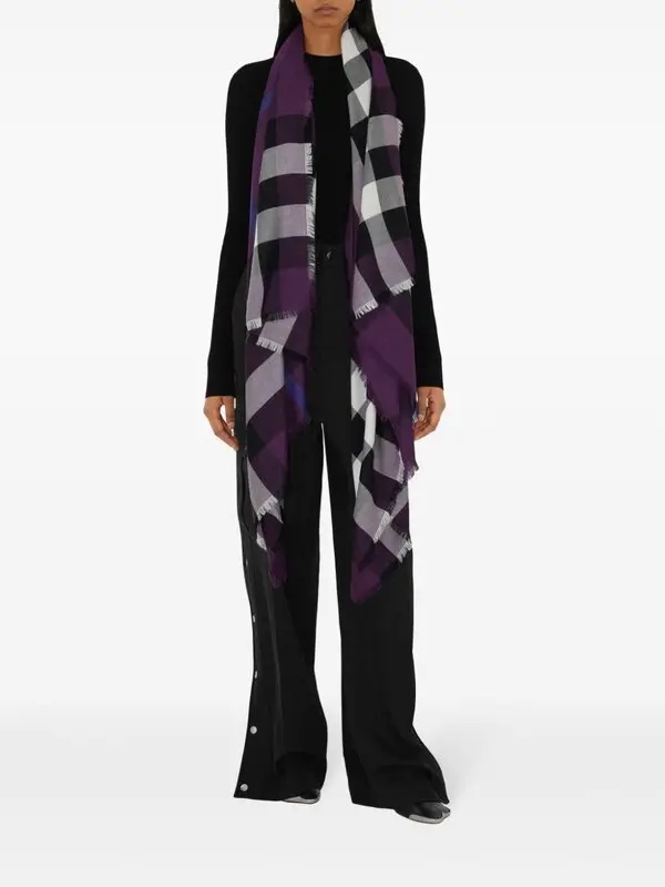 Burberry Raw-cut Checked Scarf - Purple