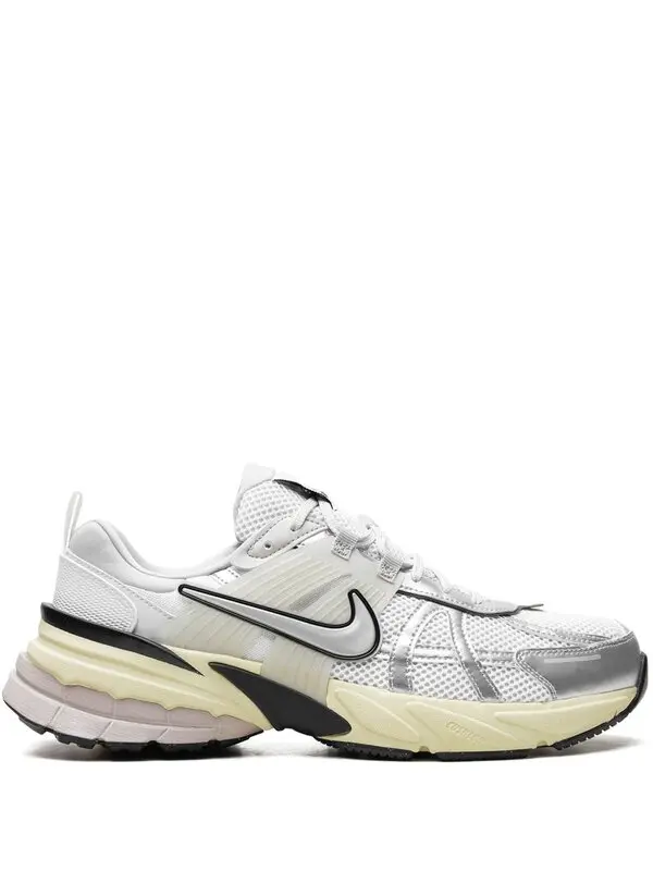 Nike V2k Run Sneakers - White