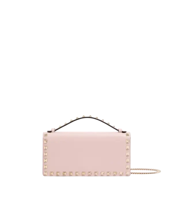 Valentino Garavani Rockstud Wallet With Chain In Grainy Calfskin - Pink